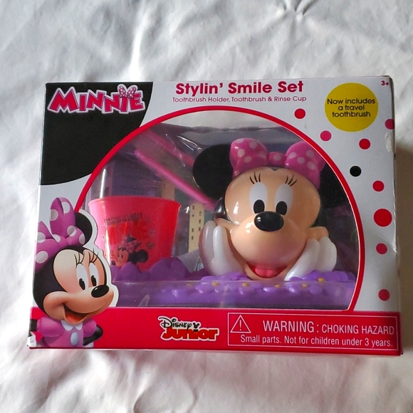 Disney | Bath, Skin & Hair | Disney Junior Minnie Mouse Stylin Smile ...